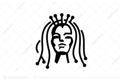 Queen Tech Logo