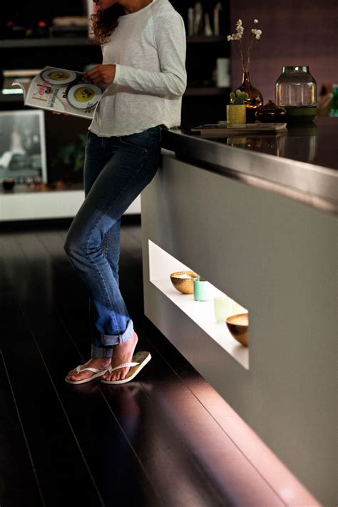 Best Buy Philips Hue Bluetooth Lightstrip Plus 80 Inch Base Kit White