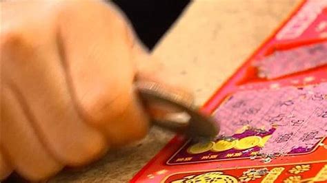 以為刮刮樂槓龜！店員一看大反轉 竟中200萬賓士 Ebc 東森新聞 Line Today