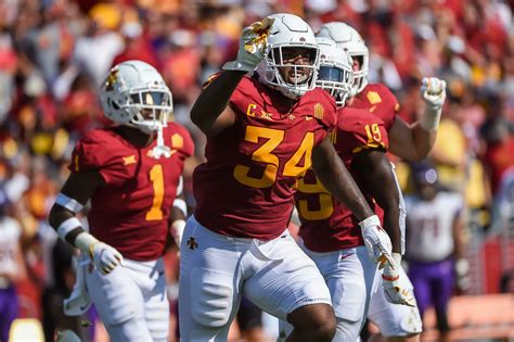 2022 Iowa State Football Position Previews Linebackers Wide Right