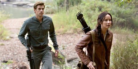 Hunger Games 5 Reasons Katniss Should Have Ended Up With Gale And 5