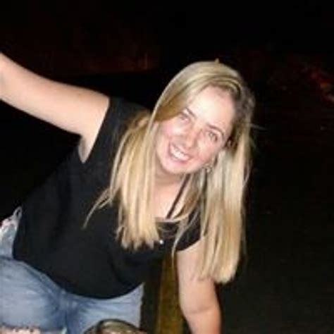 Stream Fernanda Caldeira Music Listen To Songs Albums Playlists For Free On Soundcloud