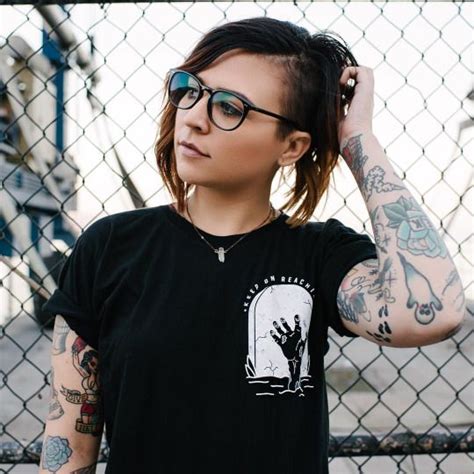 Keep On Reaching Super Soft Unisex Tees Girrlscout Short
