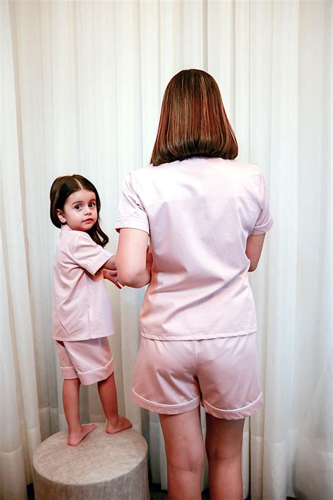 Kit Pijama americano curto mãe e filha Percal fios algodão egípcio Laura Waldow