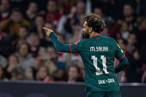 بهدف محمد صلاح ليفربول يتفوق على أياكس أمستردام في الشوط الأول