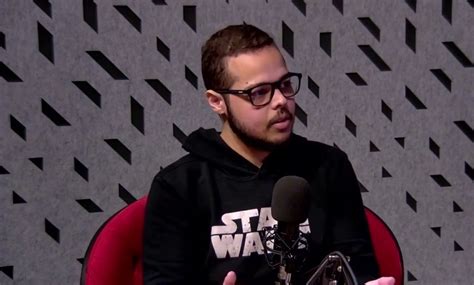 A sociedade não está preparada pra gente diz Caio Bogos Canal