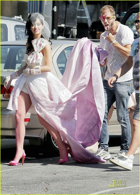 Katy Perry Kissed A Girl Photo 1394911 Katy Perry Pictures Just Jared
