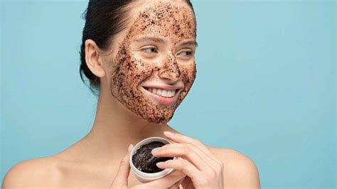 7 Cara Gampang Membuat Masker Kopi Untuk Perawatan Wajah Dan Rambut