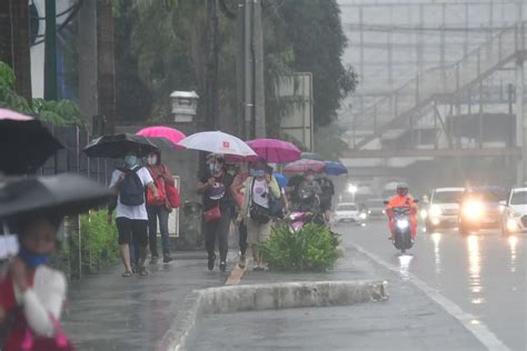 Blackout Flooding Landslides Logged In Central Visayas After Heavy