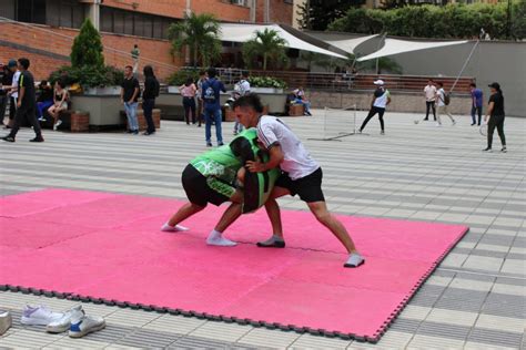 Listado de beneficiarios de becas por excelencia deportiva Unidades Tecnológicas de Santander