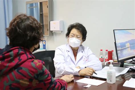 党建引领惠民生 凝心聚力办实事——呼和浩特市第一医院变态（过敏）反应科特邀北京专家帮扶指导并开展流行病学调查前期预实验 呼和浩特市第一医院