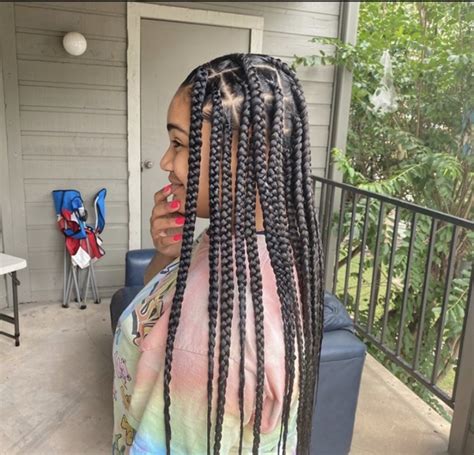 Baddie Jumbo Knotless Braids This Method Of Braiding Has Been Around