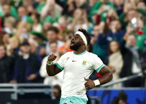 South Africa Benefiting From Siya Kolisis Leadership At World Cup