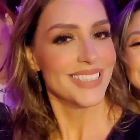 𝘼𝙣𝙖 𝘽𝙚𝙖𝙩𝙧𝙞𝙯 𝘼𝙣𝙙𝙧𝙖𝙙𝙚 anabeaandrade Threads Say more