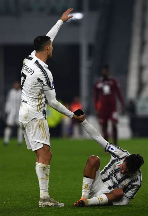 Pin By A On Cristiano Ronaldo Cristino Ronaldo Juventus Soccer