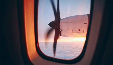 Turboprop Plane Vs Jet Speed Altitude Efficiency Differences