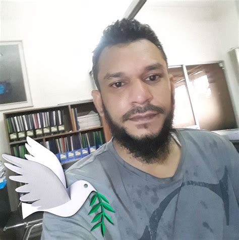 কখনো কি বোঝাতে পারা যায়— কারো অভাবে Mohi Uddin Sojib Facebook