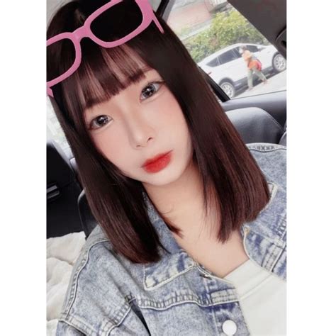 芝芝 18 Zheng • Threads Say More