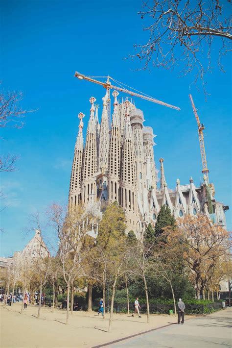 Sagrada Familia In Barcelona Set For Completion Date In 2026