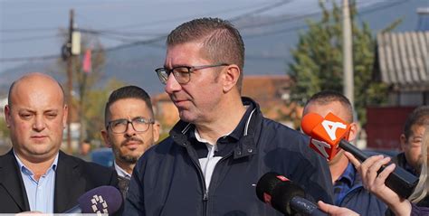 СДСМ Мицкоски земал речиси 100 000 денари месечно во време на ВМРО ДПМНЕ а минималната плата