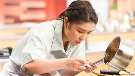 6 Potret Serius Belinda Pemenang Masterchef Season 11 Saat Di Dapur