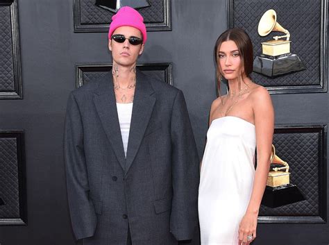 Are Justin And Hailey Bieber Having Twins Singers Mom Addresses Rumor