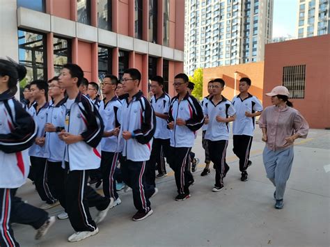 德州二中2020级新生跑操训练展示 德州市第二中学