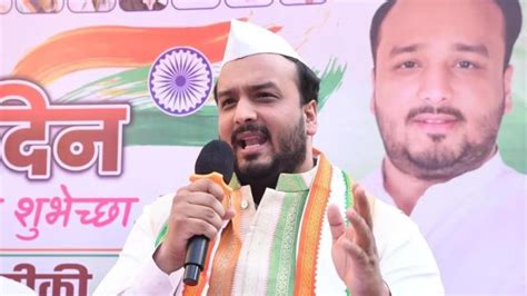 Mla Zeeshan Siddique Ousted As Mumbai Youth Cong Chief Days After His Father Switched Sides