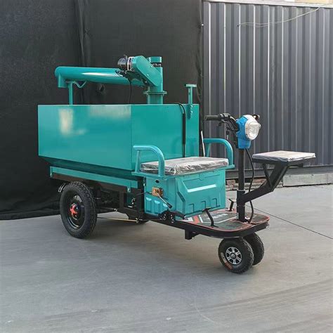 全自动喂料车牛羊电动喂料机三轮饲料车养殖场正反骑撒料车 阿里巴巴