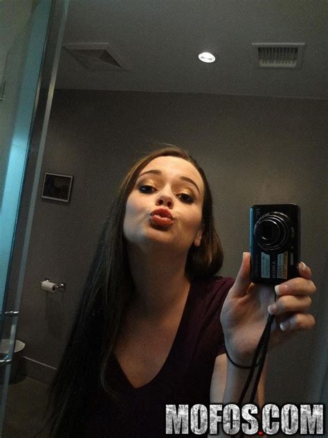 Tessa Lane Takes Some Pics Then Gets Banged Porn Pictures Xxx Photos