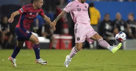 Una Futbolista Vendió Su Entrada Para Ver A Lionel Messi Y Usará Al