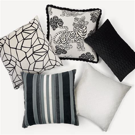 Sophia Black D V Kap Home