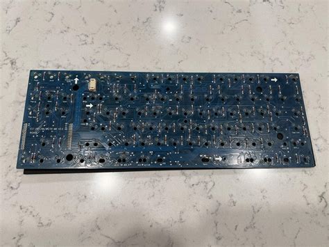 is there a keyboard layout editor that generates json files that can be