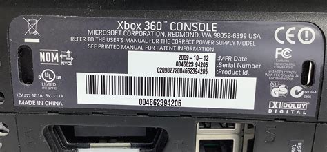 Lot Microsoft Xbox 360 Game System And 3 Games