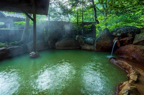 平湯温泉｜観光スポット｜岐阜県観光公式サイト 「岐阜の旅ガイド」