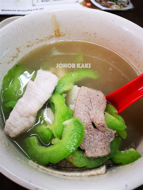 Pork Noodle And Bitter Gourd Soup Lucky Star Foods Taman Daya 幸运星猪肉粉 ⭐⭐