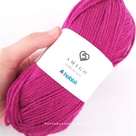 Hobbii.com – A Review of 7 of Their Yarns • RaffamusaDesigns