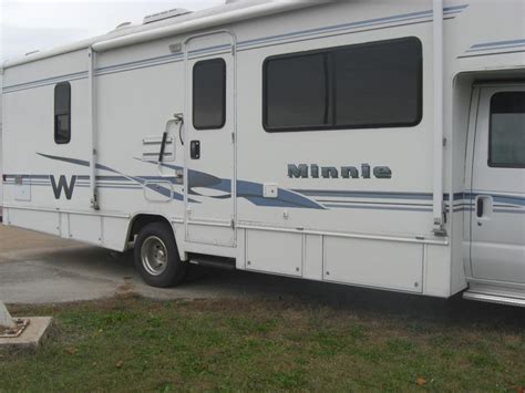 Winnebago Minnie Winnie 29b Rvs For Sale