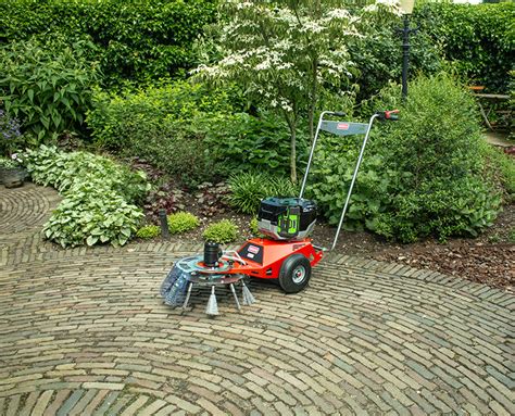 Mug Ce Onkruidborstelmachine Nimos