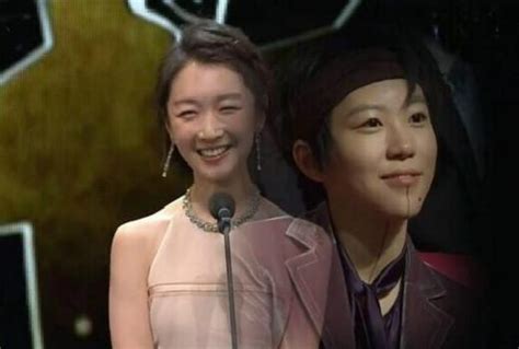 窦靖童和周冬雨那些背后亲密的过往 知乎