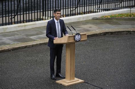 Rishi Sunak Takes Charge As First Indian Origin Uk Pm Reshuffles