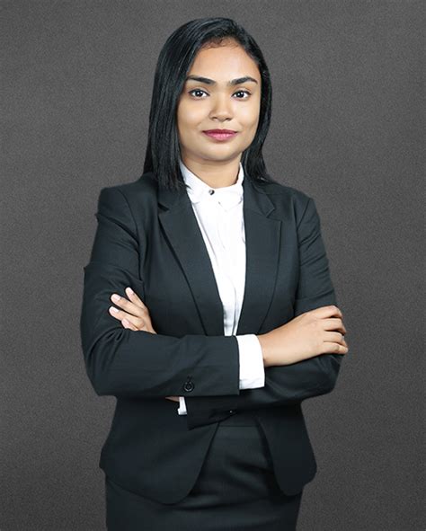 riddhi dutta