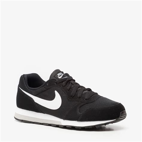 Nike MD Runner 2 sneakers online bestellen | Scapino