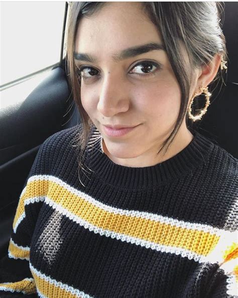 Bella 😍😍 Scrolller