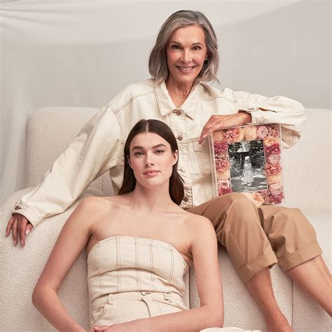 Venus Et Fleur Luxury Roses Custom Flowers And Ts