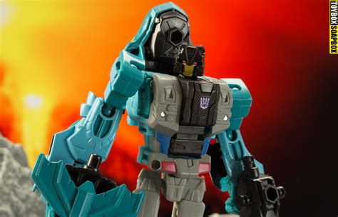 Review Transformers Generations Selects Seacons Yes All 6 Of Them Toybox Soapbox