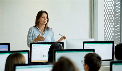 En Medellín Construirán Escuelas Inteligentes ¿de Qué Se Trata