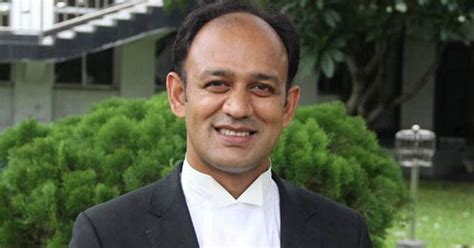 ব্যারিস্টার সুমনের বিরুদ্ধে ৫০০ কোটি টাকার মামলা