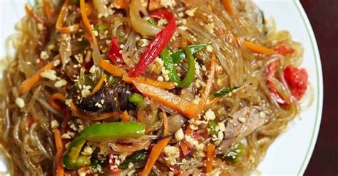 15 Mouthwatering Korean Street Foods To Try 한국 길거리음식 고추잡채 길거리 음식