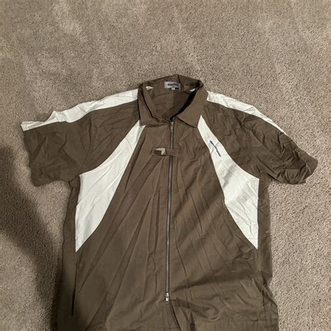 Borfend large grey zip up shirt - Depop
